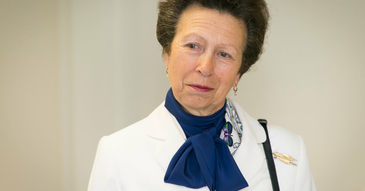 Royal visit for new Fair Isle Bird Observatory | Shetland News