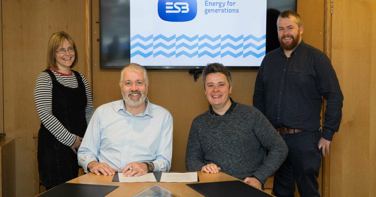 Port authority inks first agreement with offshore wind developer ...