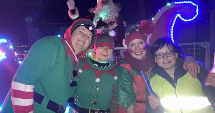 Christmas Eve parade delights bairns in Tingwall | Shetland News