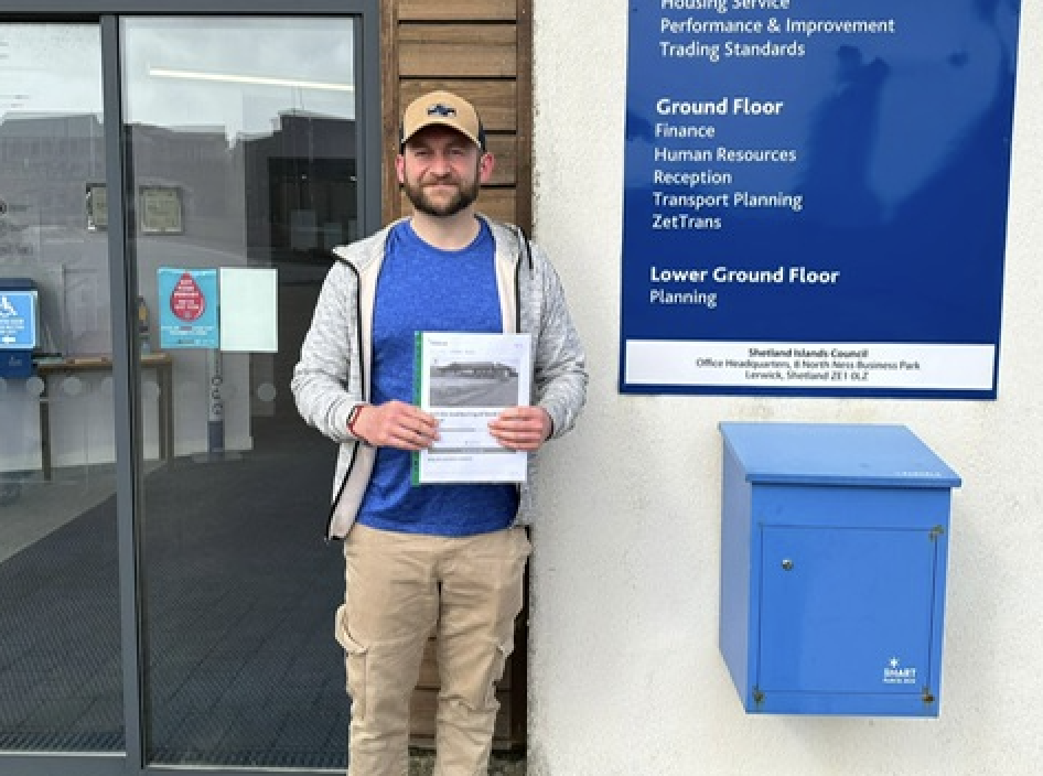 Petition handed to SIC amid Skeld parent council concern at mothballing ...