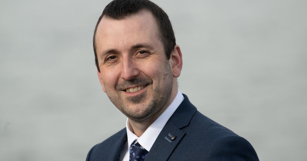 ‘Big honour’ as Freefield postmaster joins Post Office board | Shetland ...