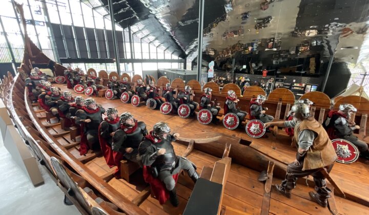 Måløy celebrates Lerwick Up Helly Aa squad | Shetland News